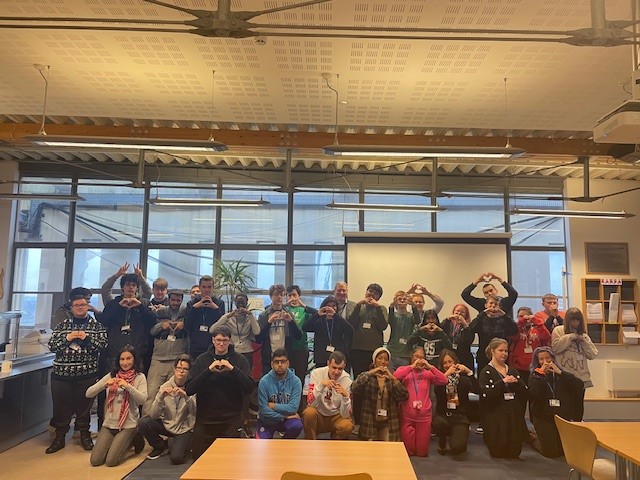 A Level + Creative Business Studies Pathway (Art & Design)